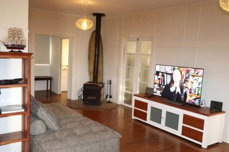 Byron Bay: 2-Day Surf Camp with Lessons, Stay and Breakfast - Who Should Consider This Experience?