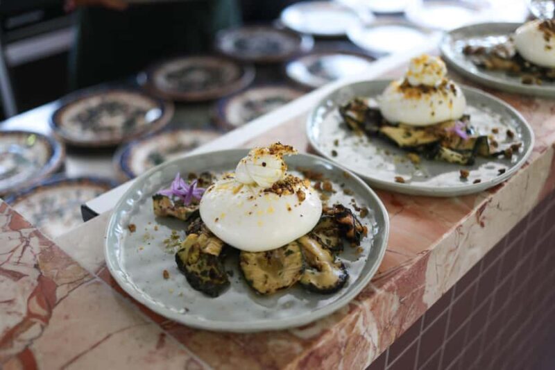 Byron Bay: Cocktails & Long Lunch 3hr Cruise Set Menu - What Makes This Cruise Stand Out