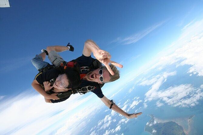 Byron Bay: Tandem Skydive Experience - Who Should Consider This Tour?