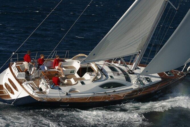 cabin charter in September, sailing boat, CYCLADES, SANTORINI, with CHEF - The Sum Up