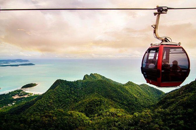 Cable Car and Oriental Village from Langkawi - An In-Depth Look at the Experience