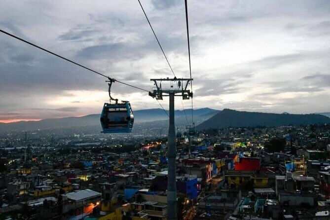 Cable car on a walking tour through iztapalapa - Key Points