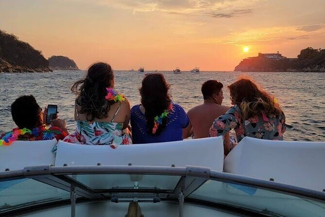Cabo Arch Sunset Private Yacht Tour plus Dinner and Drinks - Analyzing the Value