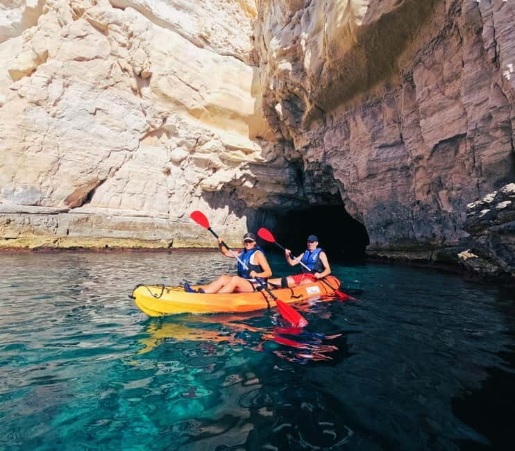 CABO DE GATA: GUIDED KAYAK ROUTE + SNORKEL + FREE PHOTOS - Navigating the Cabo de Gata Kayak and Snorkel Tour