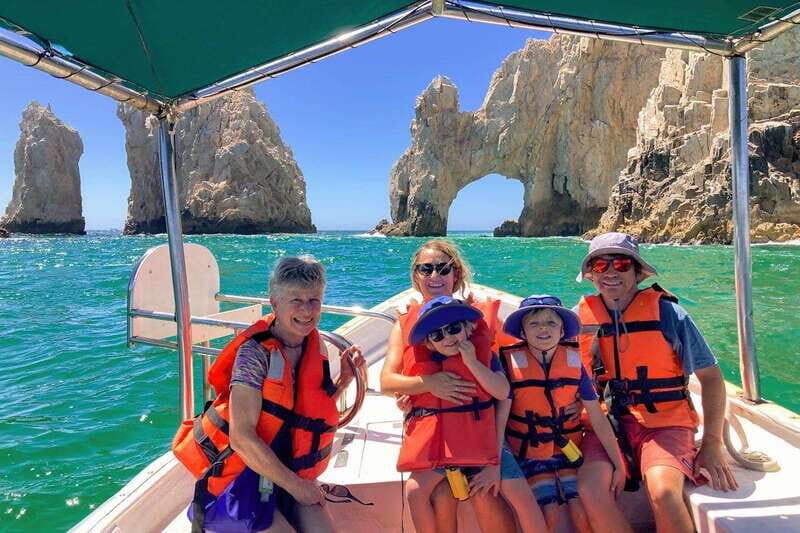 Cabo Glass-Bottom Boat  Arch, Marine Life & Scenic Views - Who Should Consider This Tour?