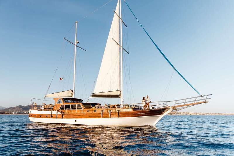 Cabo: Luxury Yacht Snorkel Cruise with Lunch and Open Bar - The Cruise Itinerary—A Well-Structured Day