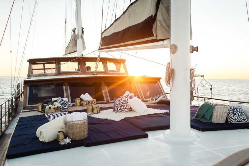 Cabo: Luxury Yacht Snorkel Cruise with Lunch and Open Bar - The Practical Side: Timing, Group, and Planning