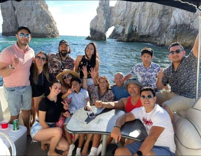 Cabo: Private Yacht Tour, Water Activities, Lunch & Drinks - Food and Drinks: A Taste of Mexico