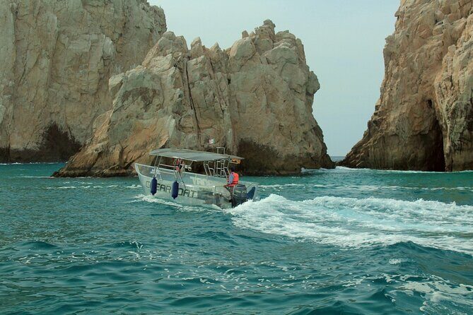 Cabo San Lucas Arc Transparent Boat Tour - FAQs