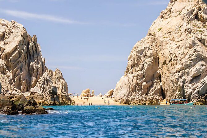 Cabo San Lucas Arch & City Tour: Glass-Bottom Boat & Tequila - Who is This Tour Best For?