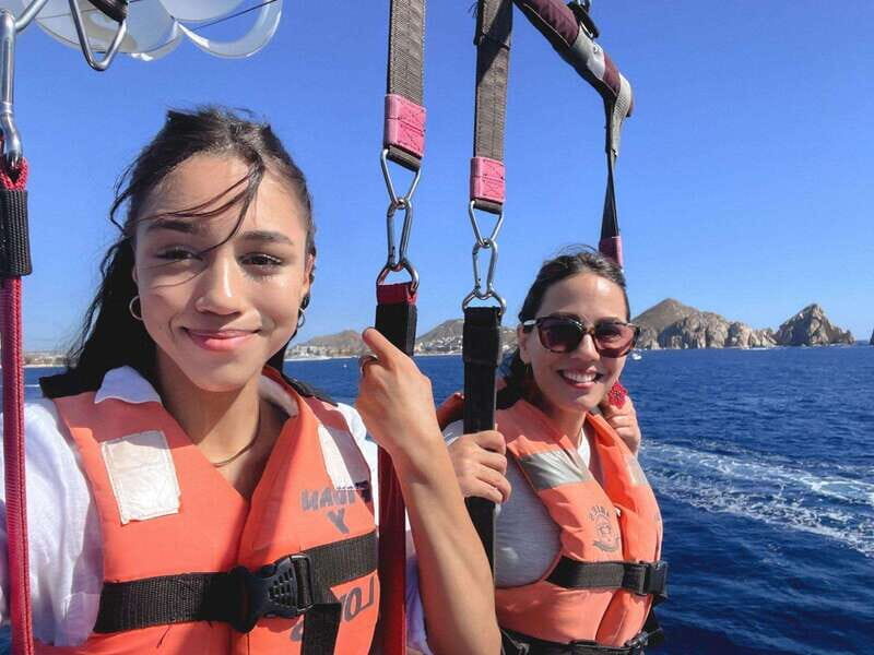 Cabo San Lucas: Parasailing Adventure - Experiencing the Cabo Parasailing Adventure