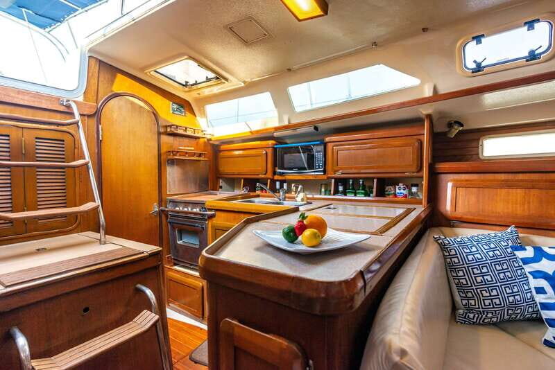 Cabo San Lucas: Private 38-Foot Sailing Boat - Why Choose the Cabo San Lucas Private Sailing Tour?