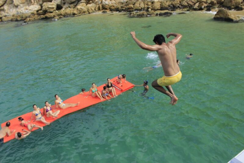 Cabo San Lucas: Private Catamaran Cruise - Key Points