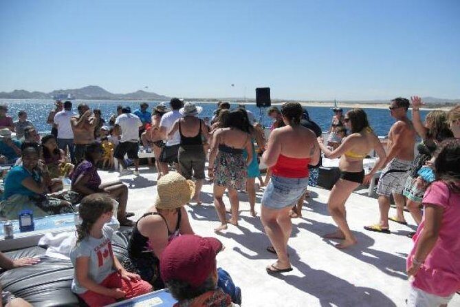 Cabo San Lucas Sunset Dinner Cruise with Open Bar - FAQ