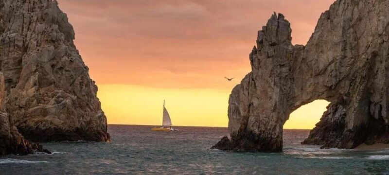 Cabo San Lucas: Sunset Dinner - An Authentic Look at the Cabo Sunset Dinner Cruise