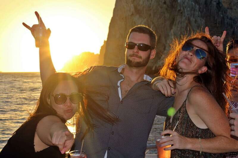 Cabo San Lucas: Sunset Party Cruise with Open Bar - Why the View Matters