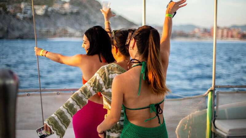 Cabo San Lucas: Sunset Party Cruise with Open Bar - What’s Included & What to Expect