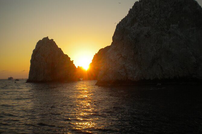 Cabo San Lucas Sunset Party on the Water - Adult Only - Who Will Enjoy This Tour?