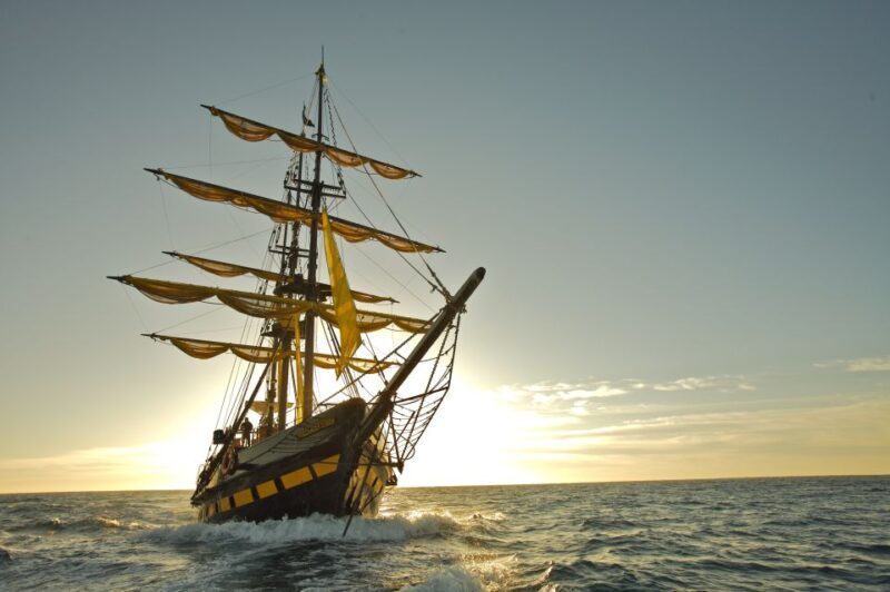 Cabo San Lucas: Sunset Pirate Ship Cruise with Dinner Show - Setting Sail in Cabo: A Complete Breakdown