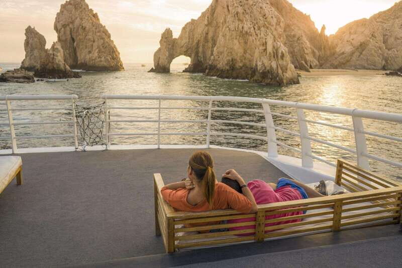 Cabo San Lucas: Sunset Premier Dinner & Show Cruise - Logistics: How It All Comes Together