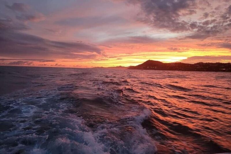 Cabo: Sunset Arch Yacht Tour - Dinner & Drinks up to 18 ppl - An In-Depth Look at the Sunset Arch Yacht Tour