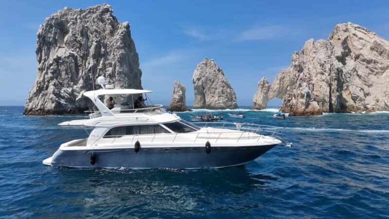 Cabo: Sunset Arch Yacht Tour - Dinner & Drinks up to 18 ppl - Who Will Love This Tour?