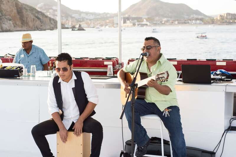 Cabo: Sunset Cruise with Dinner, Music & Open Bar - Setting Sail in Cabo: What to Expect From the Experience