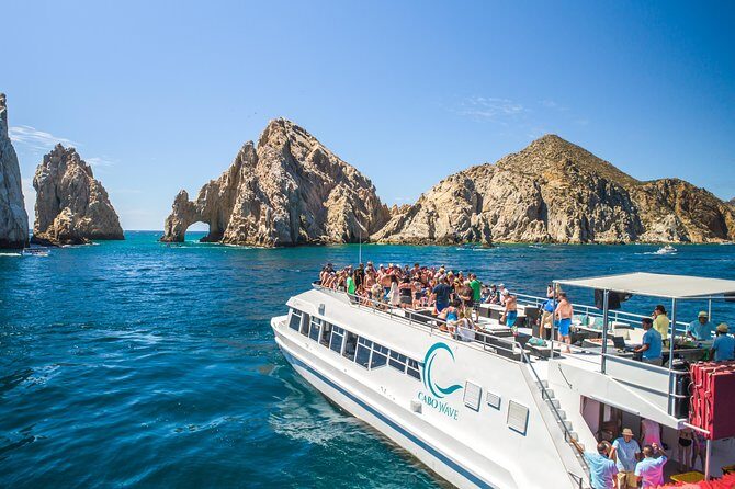 Cabo Sunset Dinner Cruise with Live Music & Open Bar on Cabo Wave - Authentic Mexican Flavors & Food Experience