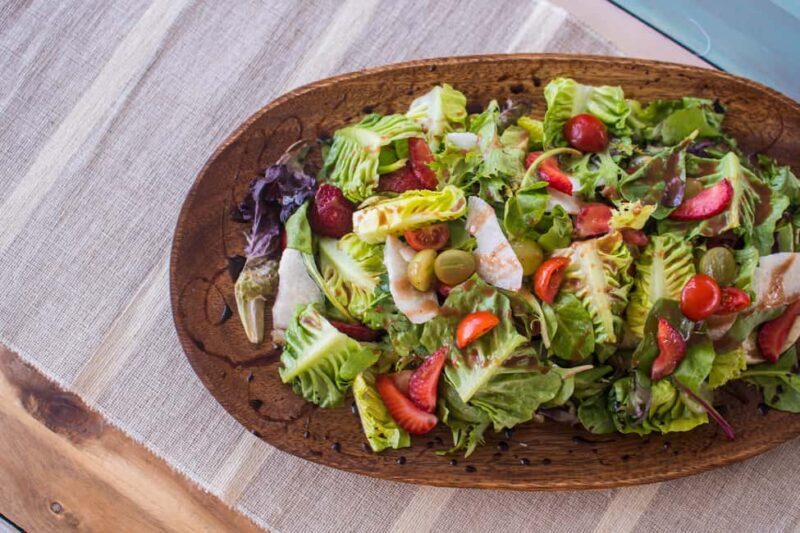 Cabos: Cabo Wave Cruise with Snorkeling, Lunch & Open Bar - A Practical Guide to the Cabo Wave Cruise with Snorkeling, Lunch & Open Bar