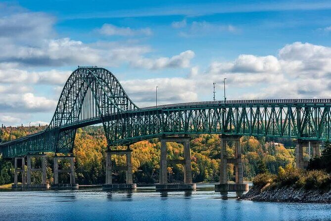 Cabot Trail and Baddeck Bell Museum : Waves and Wonders - Intro: A Scenic Snapshot of Cape Breton in a Day