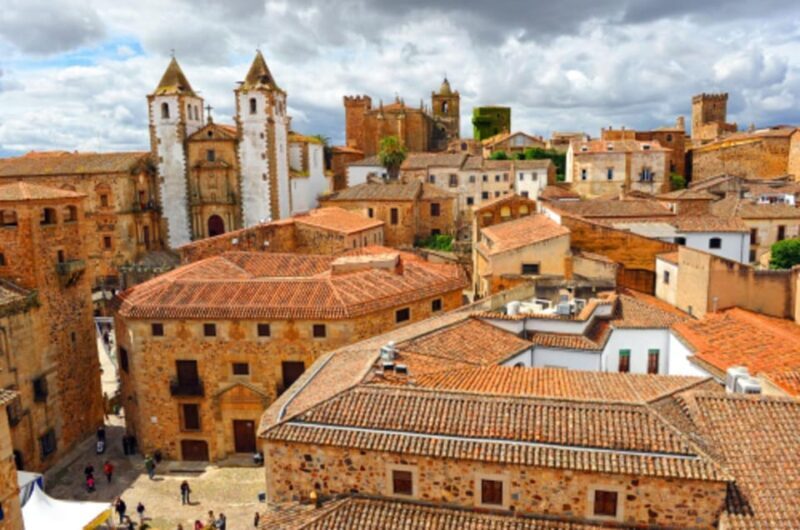 Cáceres: Guided Tour + Entrance to Monuments + Tasting - How Does This Tour Compare in Value?