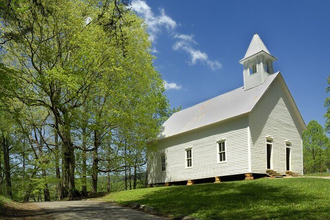 Cades Cove Sightseeing Self-Guided Driving Audio Tour - The Sum Up