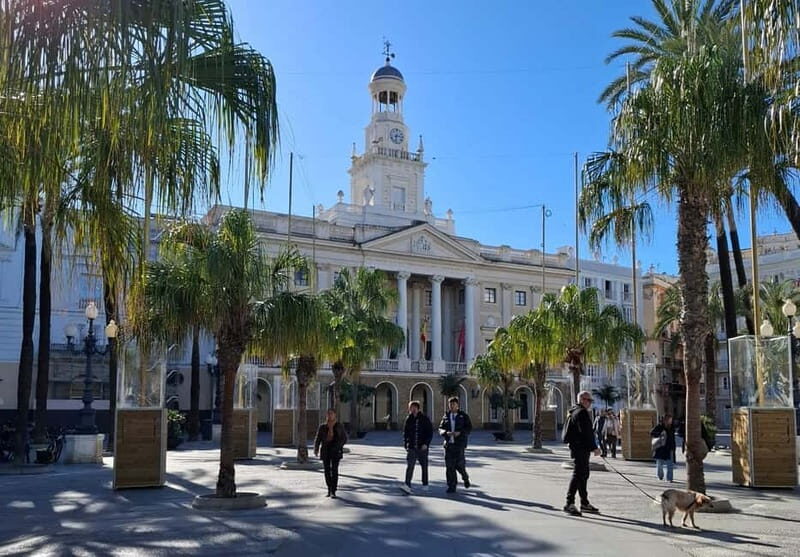Cadiz and its Bay: a day trip from Seville - Who’s this tour best for?
