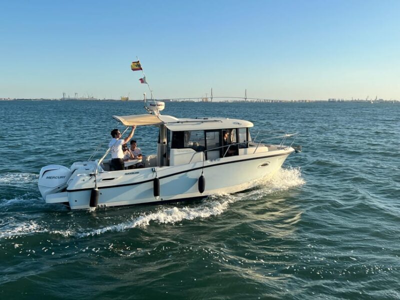 Cadiz Bay: 3 hours tour in a private boat in the Cadiz Bay - Discover Cádiz Bay by Boat: An In-Depth Look at the 3-Hour Private Tour
