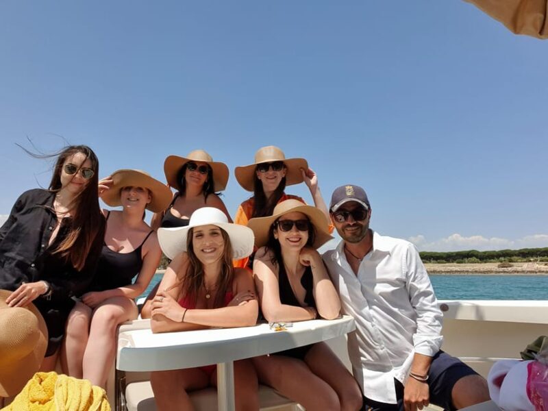 Cadiz Bay: 3 hours tour in a private boat in the Cadiz Bay - Frequently Asked Questions