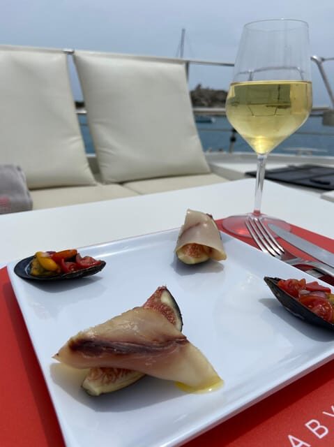 Cagliari: exclusive catamaran tour with chef on board - The Luxury and Practicalities
