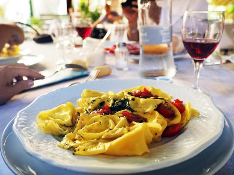 Cagliari Home Cooking Class: Pasta, Wine & Sardinian Flavors - The Practicalities: Group Size, Duration & Location