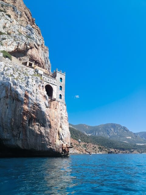 Cagliari: Kayak 2/3 posti Rental SELLA DEL DIAVOLO CALAMOSCA - Who is This Tour Best For?