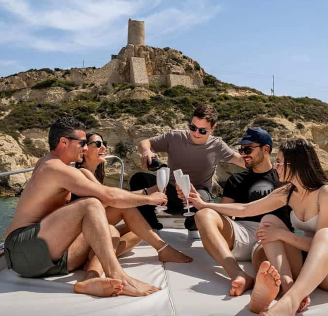 Cagliari: Là Dolce Vita Sunset Tour with Prosecco and Snacks - Key Points