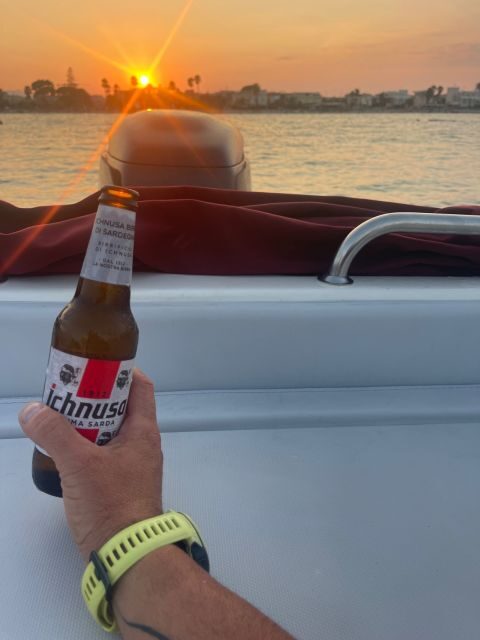 Cagliari: tour Sunset snorkeling con aperitivo e Delfini - Practical Details: What to Expect and What to Bring