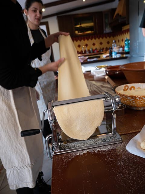 Cagliari: Workshop di pasta fresca tradizionale sarda - The Bottom Line