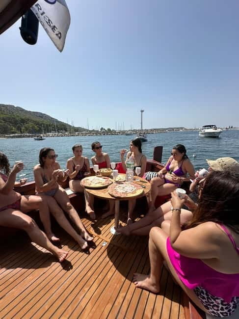 Cagliari:Excursion Hidden Beaches- Aperitif- 3Swimming stops - Who Will Love This Experience?