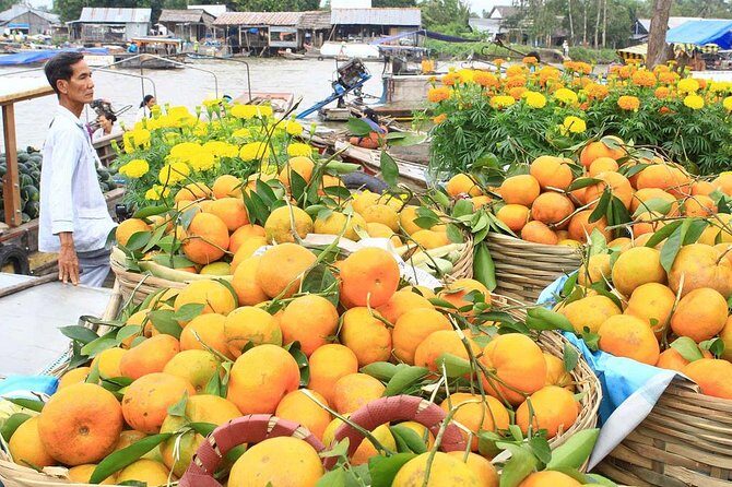 Cai Rang Floating Market & Mekong Delta 2-Day Tour from HCM City - The Morning at Cai Rang Floating Market