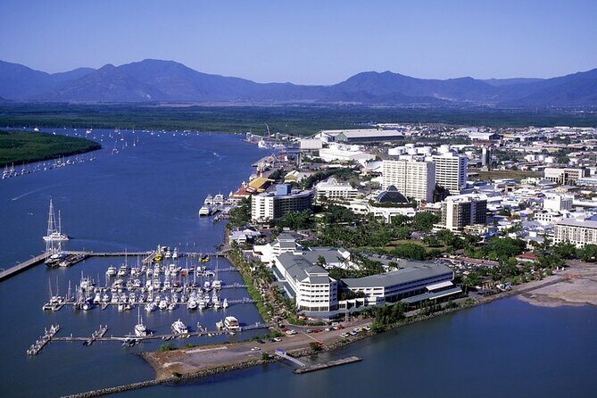 Cairns City Half Day Tour - The Experience of a Guide-Led Tour