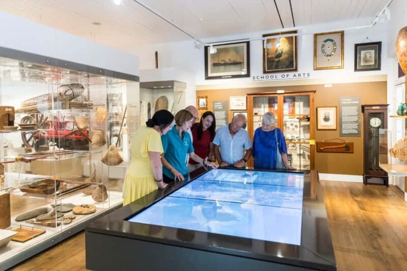 Cairns: City Sights Tour with Evening Dinner Cruise - Exploring Cairns: What the Tour Offers