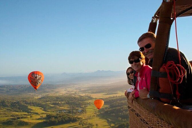 Cairns Classic Hot Air Balloon Ochre - An In-Depth Look at the Cairns Hot Air Balloon Experience