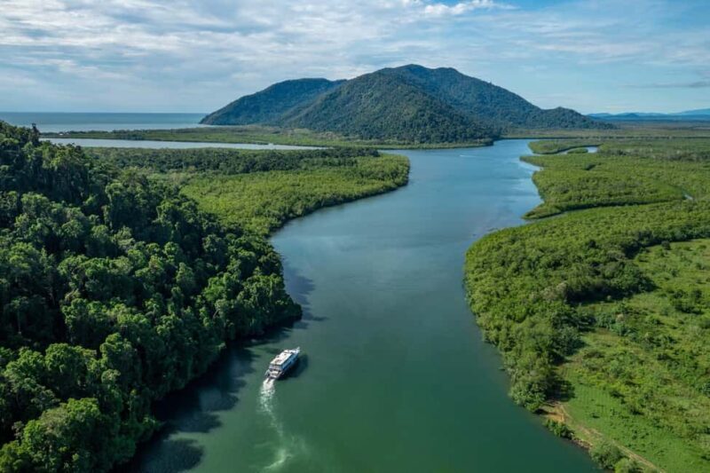 Cairns: Frankland Islands Great Barrier Reef Tour - An Engaging Introduction to Cairns’ Reef and Rainforest