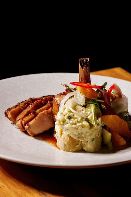 Cairns: Hot Air Balloon Flight & 3-Course Lunch - Key Points