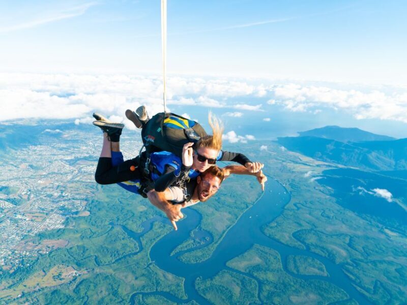 Cairns: Tandem Skydive Experience - A Detailed Look at the Cairns Tandem Skydive Experience