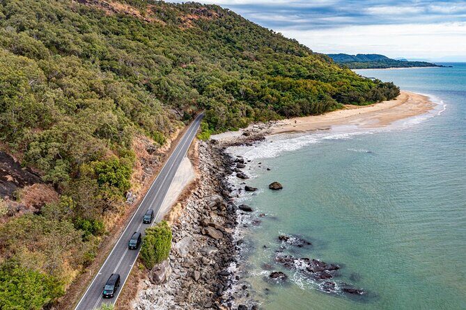 Cairns to Port Douglas ONE WAY Private Transfer 6 pax - Why Choose This Private Transfer?